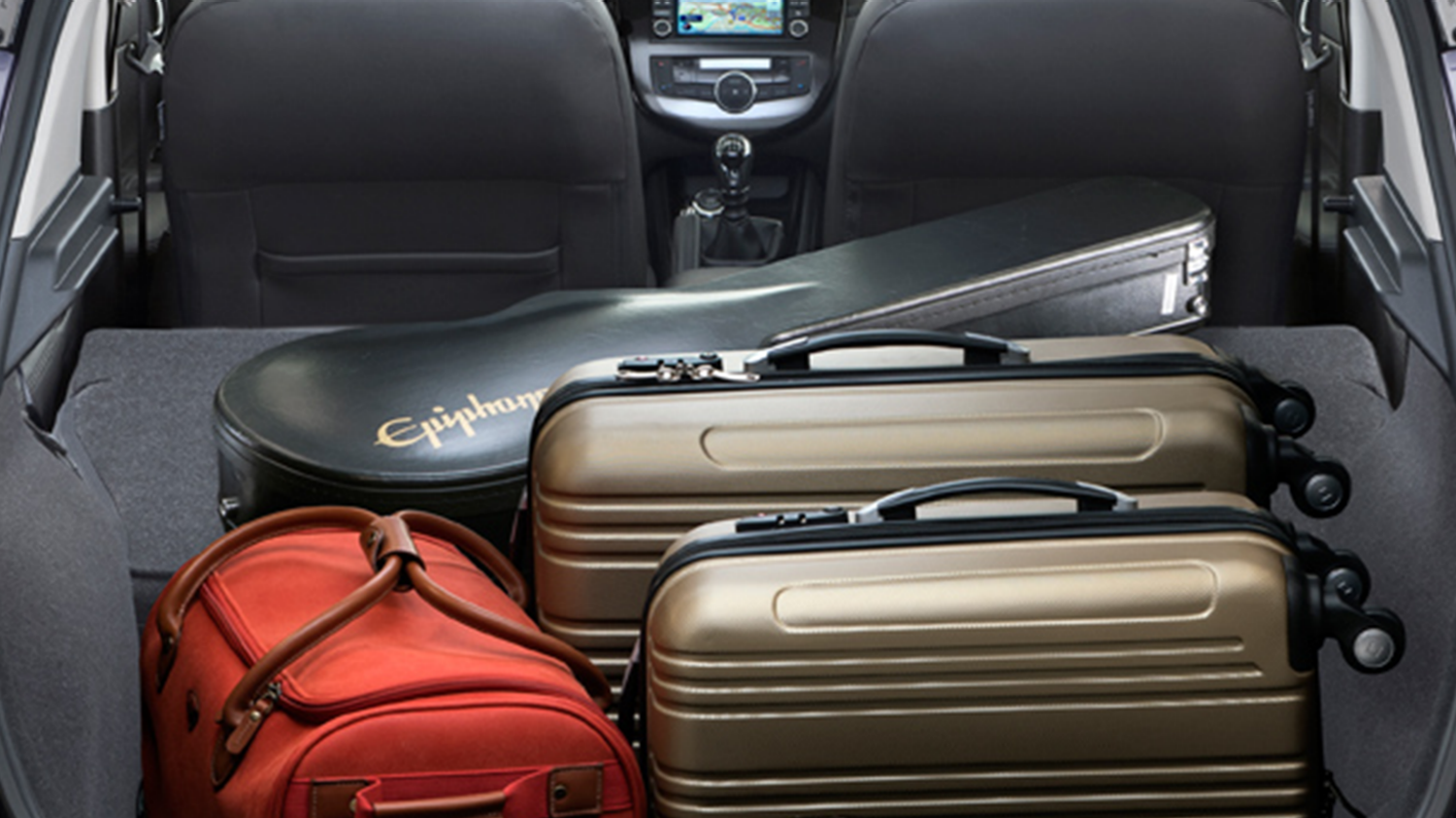 Features Nissan PULSAR - Hatchback - Family Car | Nissan