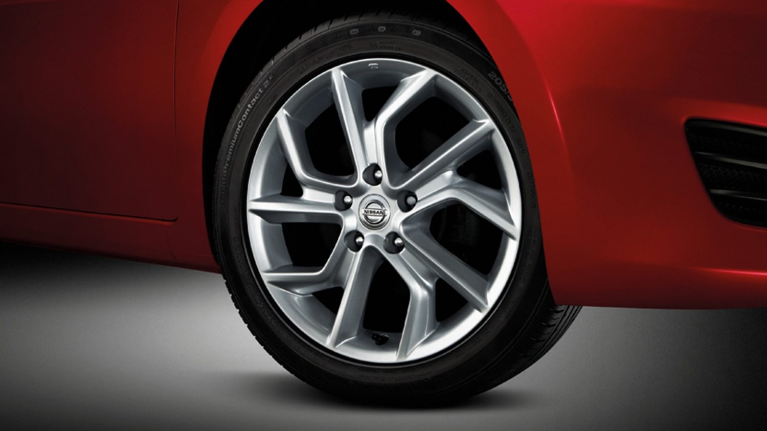 Nissan Pulsar | Nissan Motor Thailand