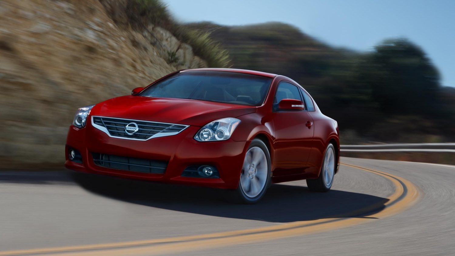 Altima Coupe | 2 Door Coupe & Sedan Cars | Nissan USA