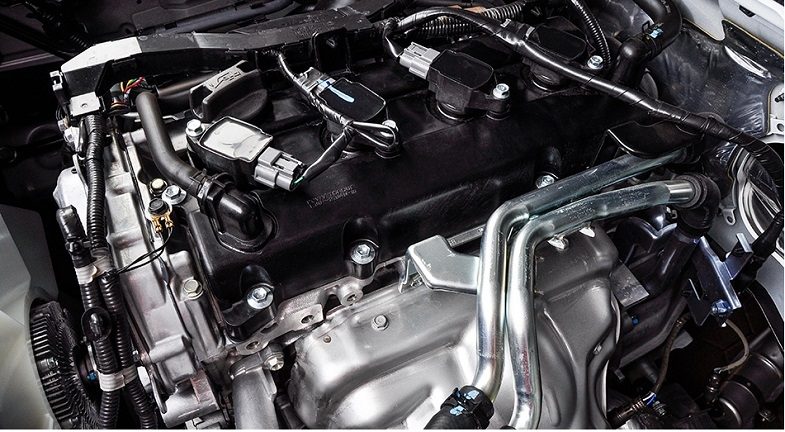 Nissan Mid Engine Minivan